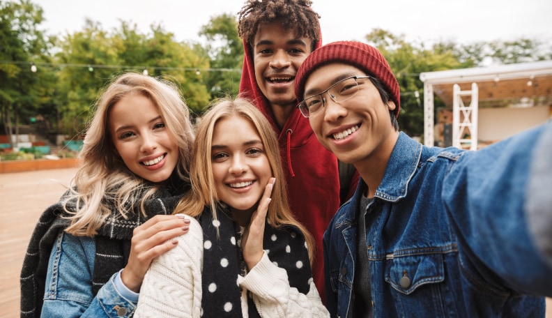 Vous voyez des signes que vos amis ruinent votre relation? 41 choses à ...